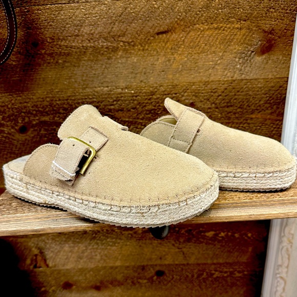 Haute Hippie | Shoes | Haute Hippie Suede Espadrille Mules Size 8m ...
